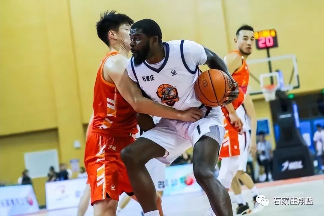 NBL联赛，石家庄翔蓝客场胜合肥狂风，获本赛季开门红